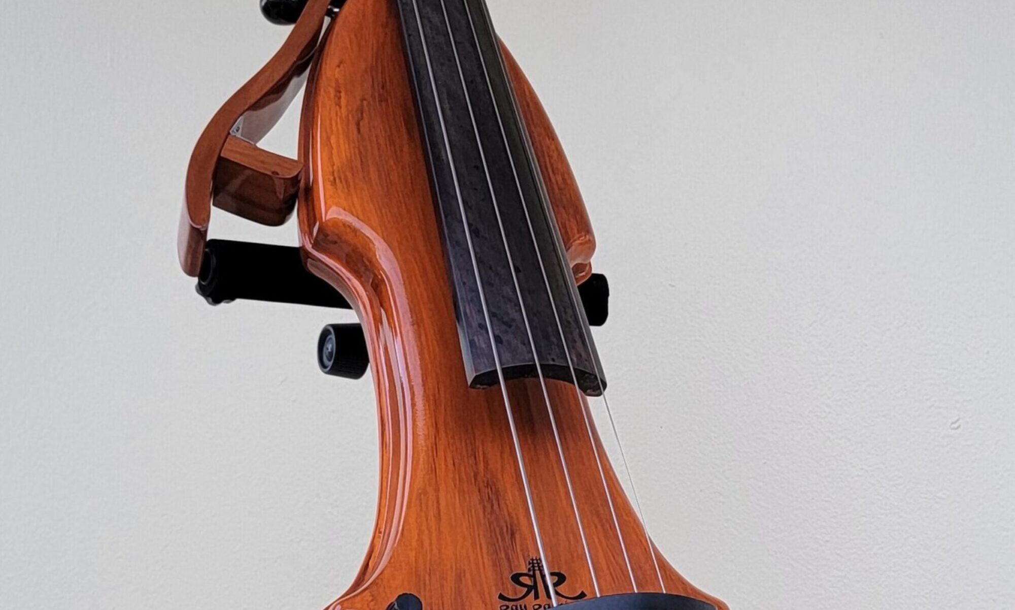Rumba Series – Ray Ramírez Basses